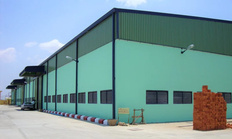 Selection of materials for industrial warehouse construction | Pebsteel